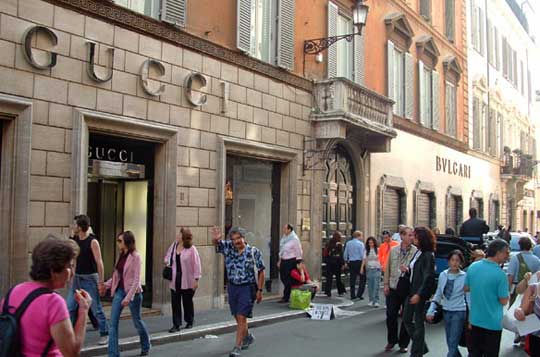 Winkelen in de Via dei Condotti in Rome | Rome-Nu.nl